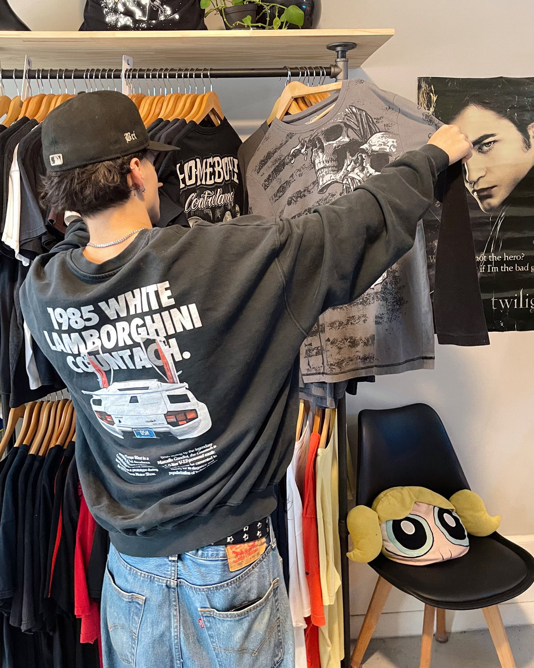 The Online Vintage & Alternative Thrift Store – Iconic Consignment